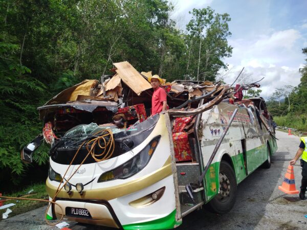 Tragedi Bas UPSI: Adakah penghadang jalan gagal? | Careta