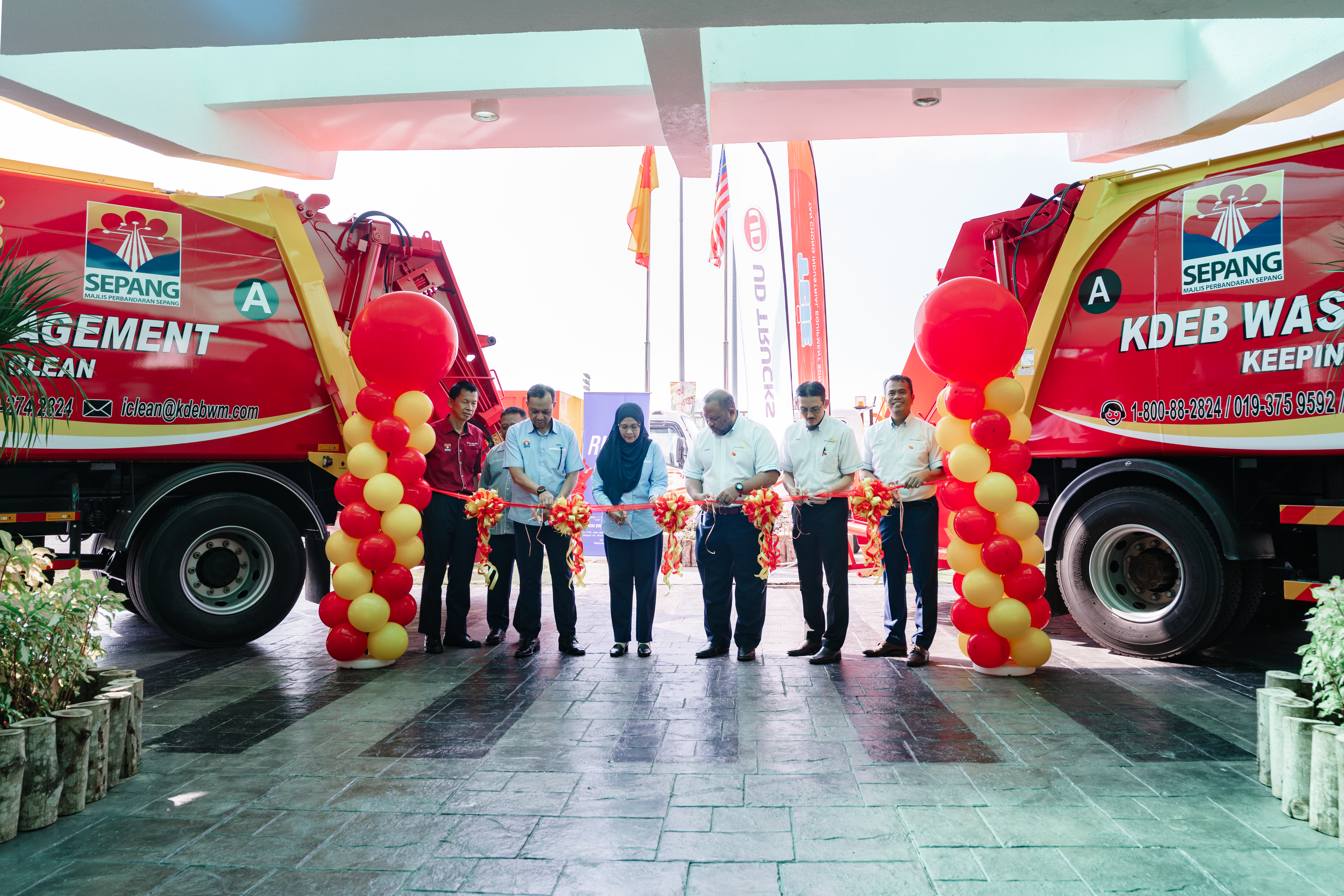 KDEB Waste Management Terima 51 Trak UD Trucks, Perkukuh Operasi ...