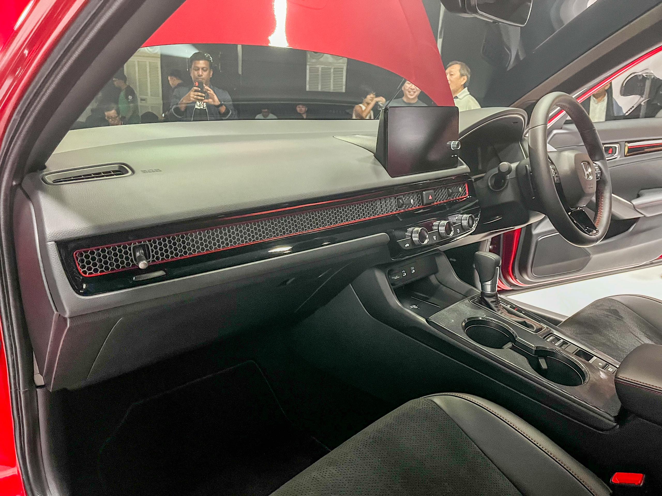 Honda Civic FE facelift 2025 rasmi dilancarkan - dari RM133,900 | Careta