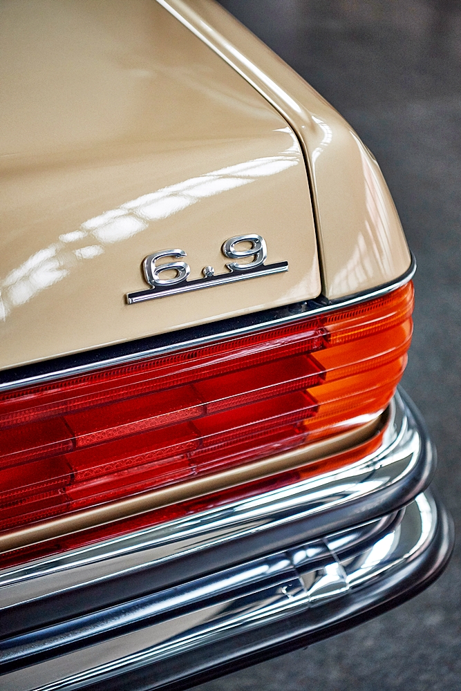 Mercedes-Benz 450 SEL 6.9: Varian tertinggi S-Class generasi pertama ...